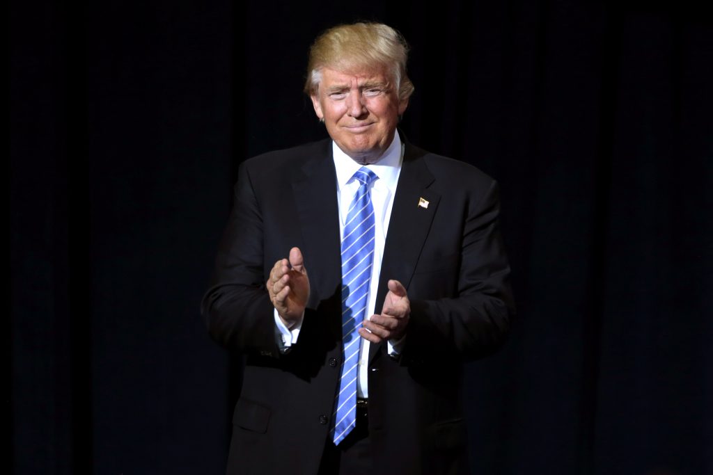 Oracle exec quits as co-CEO joins Trump team, Twitter users react